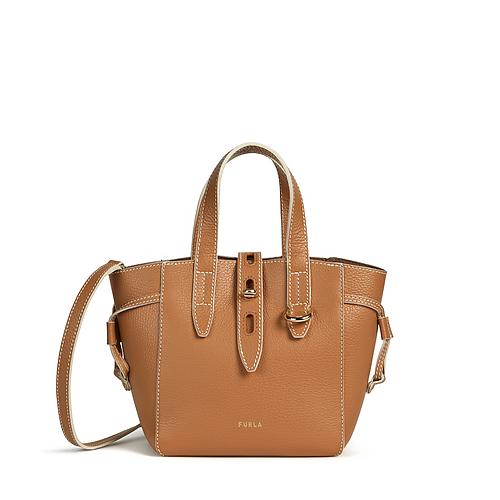 Furla | Online Shop und offizielle Website - Taschen, Geldbörsen und ...